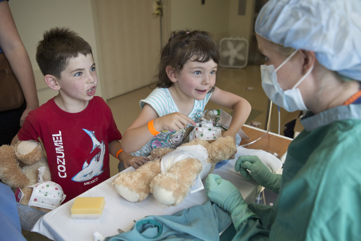 Orem hospital overrun with fuzzy patients for annual Teddy Bear Clinic ...